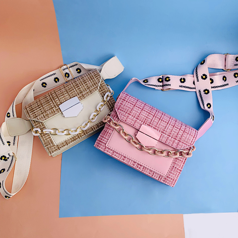 Chain Messenger Crossbody